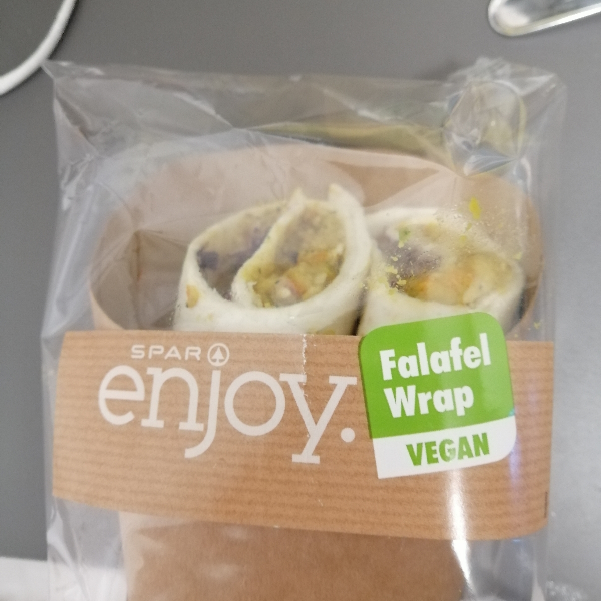 Falafel wrap from Spar enjoy. - Vegan Product Reviews & Ratings | abillion