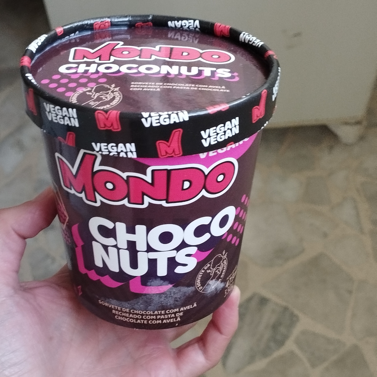 Sorvete de chocolate com avelã from Mondo - Vegan Product Reviews ...