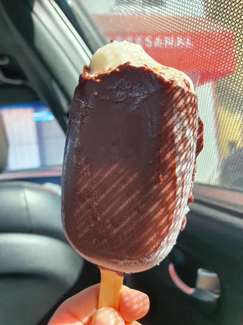 Paleta De Vanilla Con Cubierta De Chocolate from Ciao moo - Vegan ...
