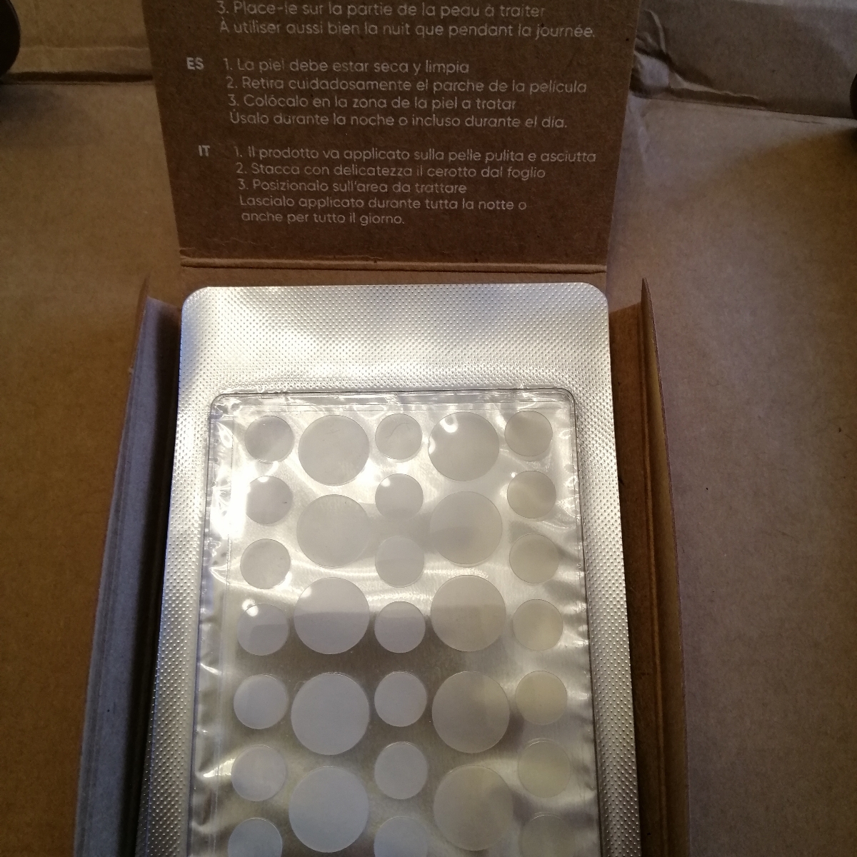 Simple Pimple Patch from Apricot - Vegan Product Reviews & Ratings ...