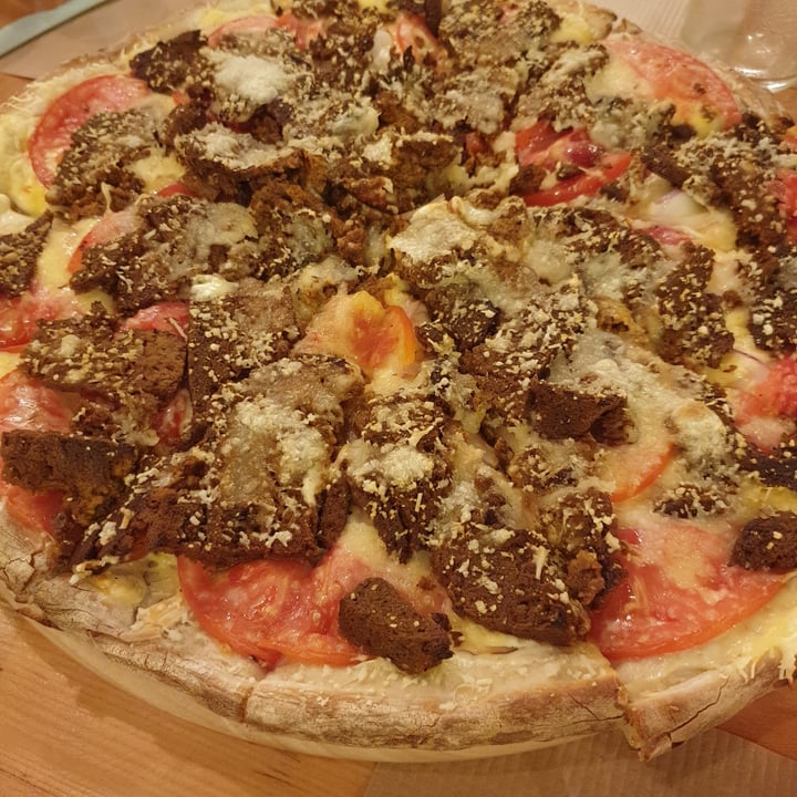 Laganum Athina, Greece Gyros Pizza 12pcs Review | abillion
