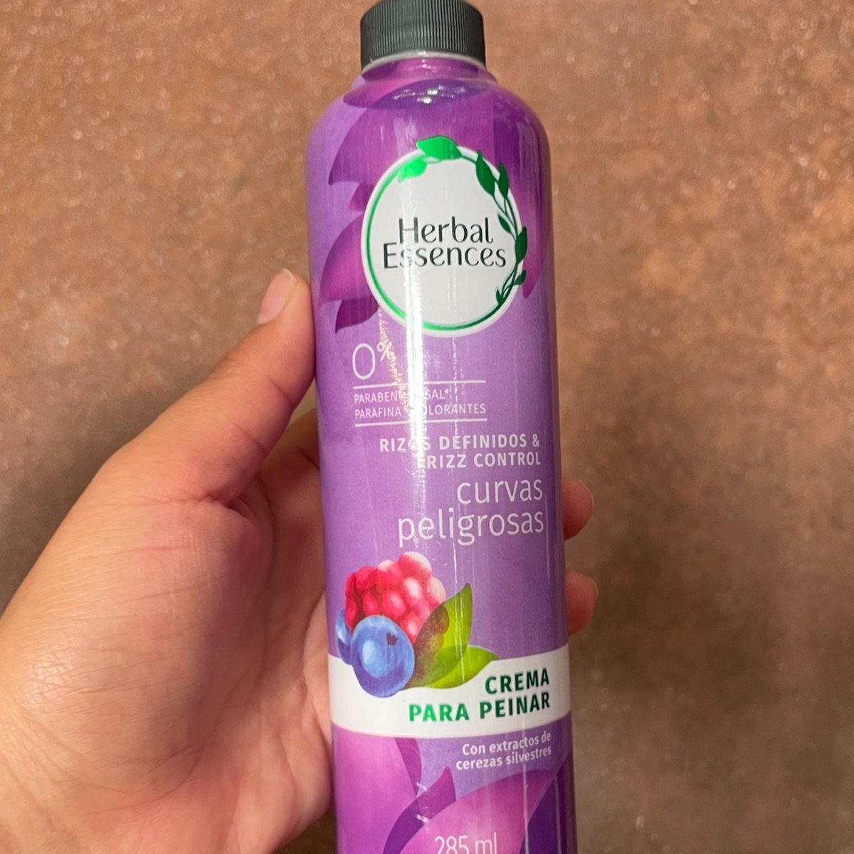 Crema para peinar curvas peligrosas from Herbal Essences - Vegan ...