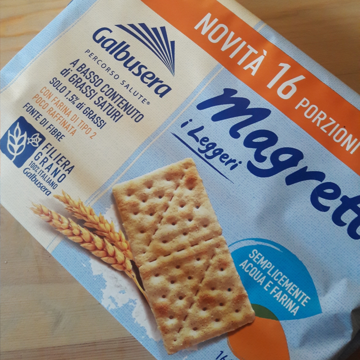 Magretti i leggeri SEMPLICEMENTE ACQUA E FARINA from Galbusera - Vegan ...