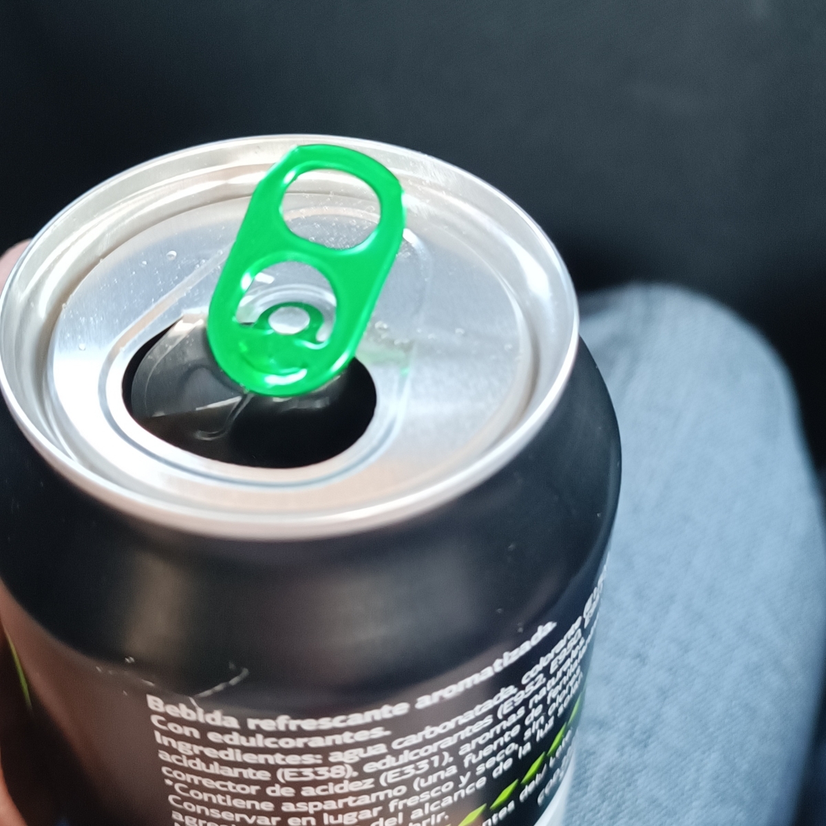 Hola Cola Zero sin cafeína from Dia% - Vegan Product Reviews & Ratings ...