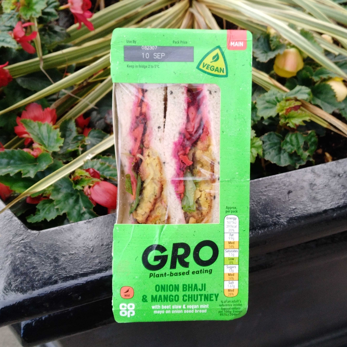 GRO Plant-based eating Onion Bhaji & Mango Chutney Reviews | abillion