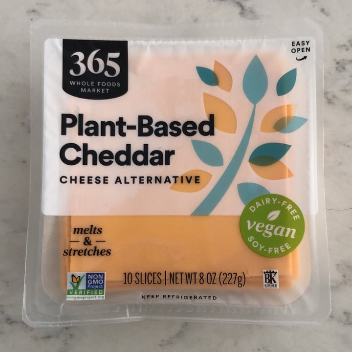 365 Whole Foods Market Plant-Based Cheddar Review | abillion