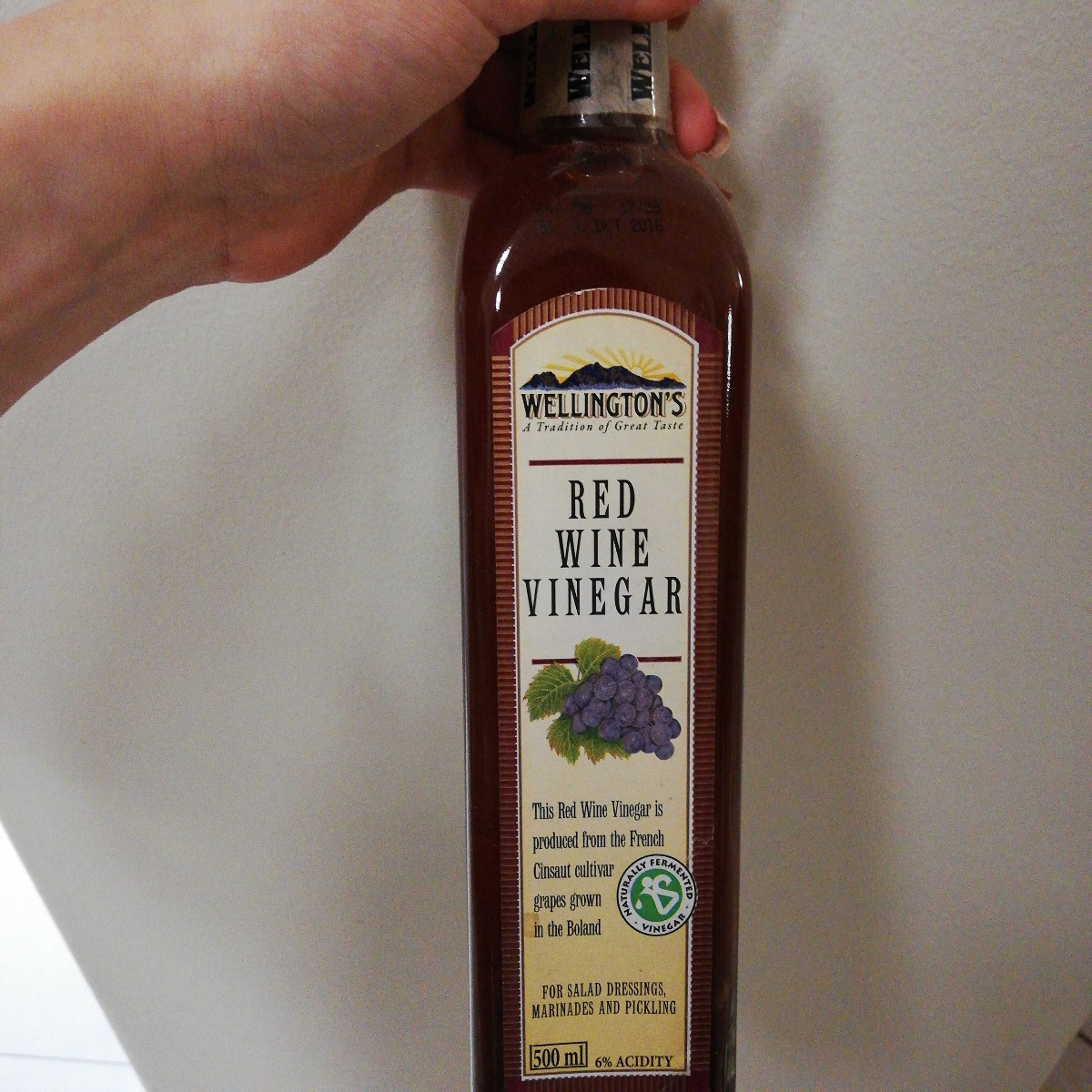 Wellington's Red wine vinegar Reviews | abillion