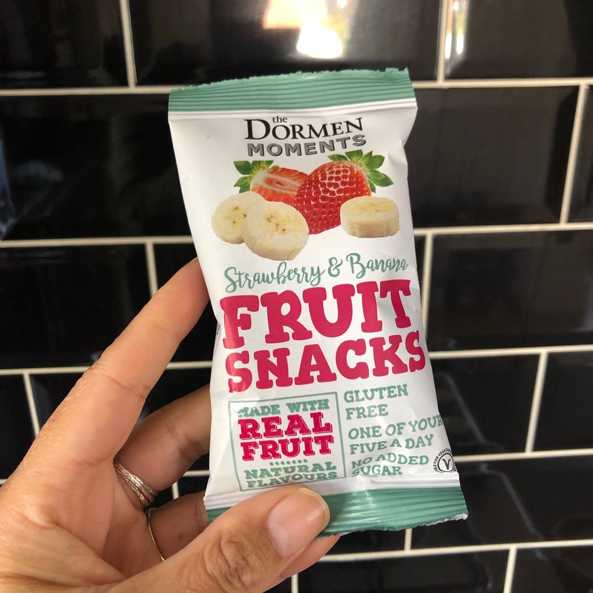 Strawberry & Banana fruit snacks from The dormen moments - Vegan ...