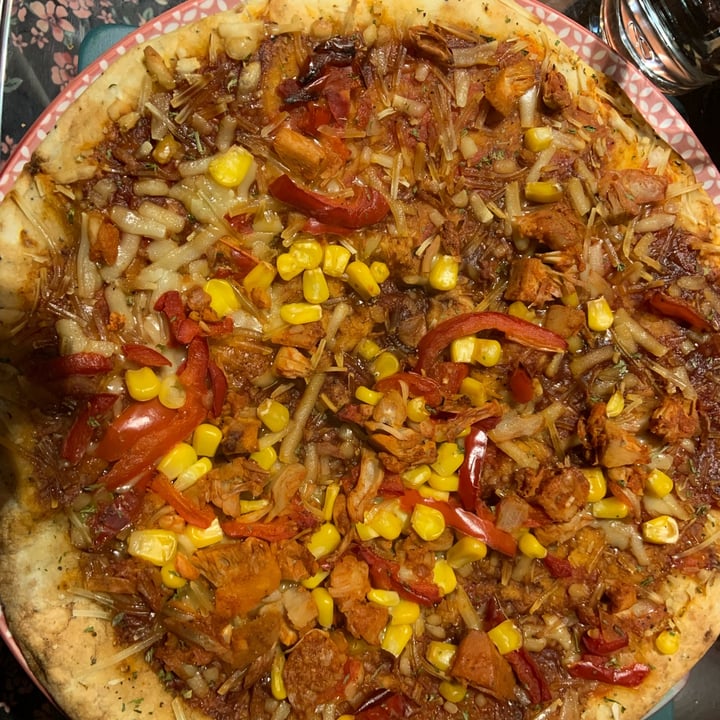 Wicked BBQ Chillin & Sweetcorn Pizza Review | abillion