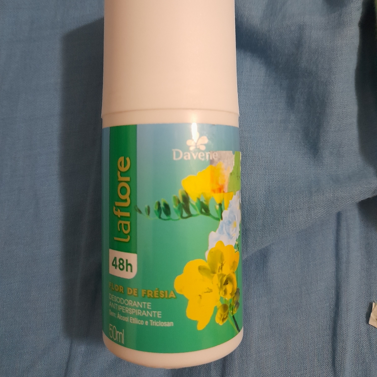 Desodorante antiperspirante flor de frésia from Davene - Vegan Product ...
