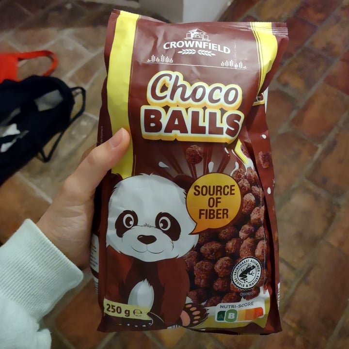 Crownfield choco balls Review | abillion