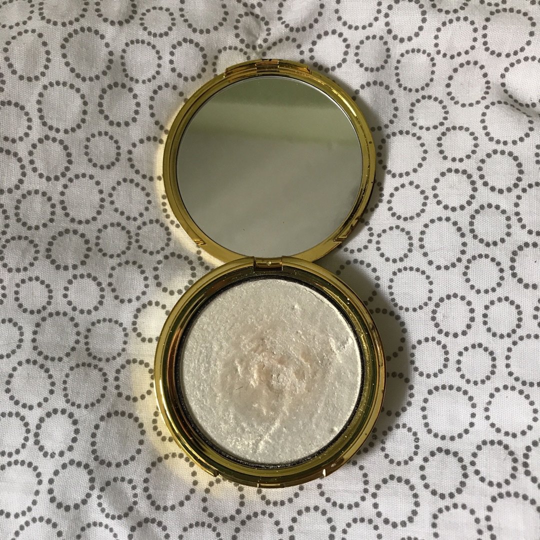 Metal Crush Extreme Highlighter In Gold Skool from KVD Beauty - Vegan ...