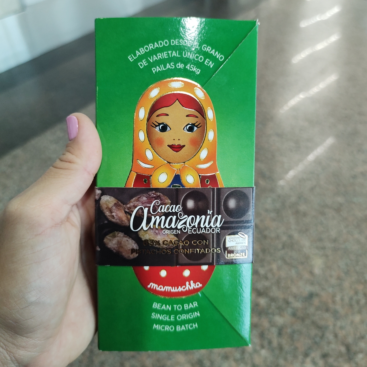 Chocolate Amazonia. 63% cacao con pistachos confitados from Mamuschka ...