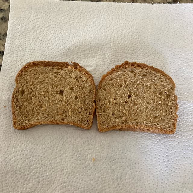 Whole Wheat Bread With Sesame from Konig - Vegan Product Reviews ...