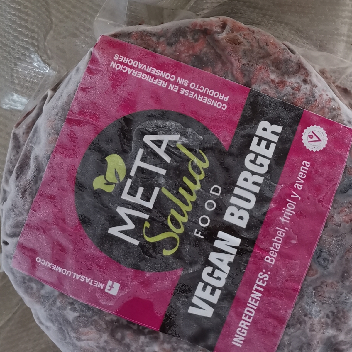 Vegan burger de betabel, avena y frijol from Meta Salud Food - Vegan ...
