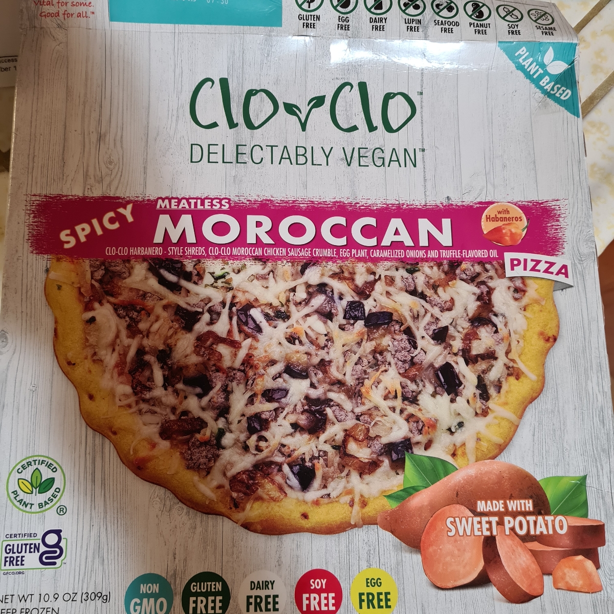 Moroccon style pizza from Clo Clo - Vegan Product Reviews & Ratings ...