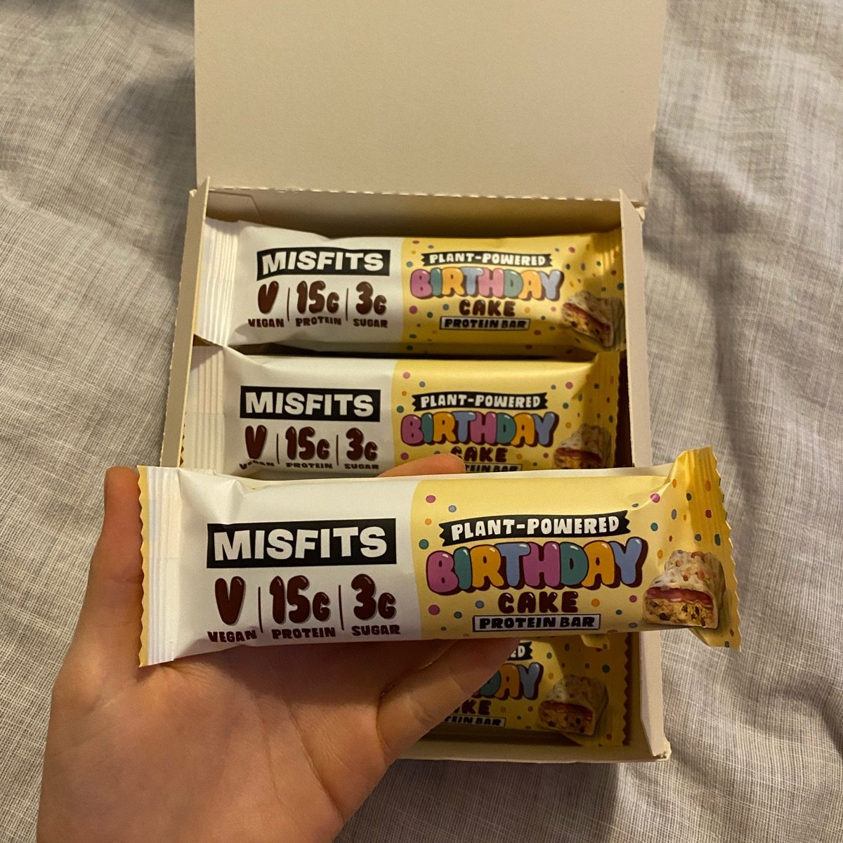 Birthday Cake from Misfits - Vegan Product Reviews & Ratings | abillion