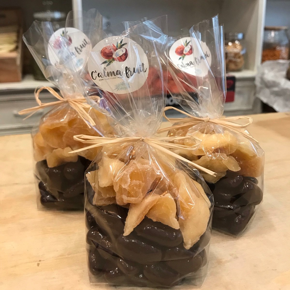 Bombons De Laranxa E Choco from C’alma fruit - Vegan Product Reviews ...