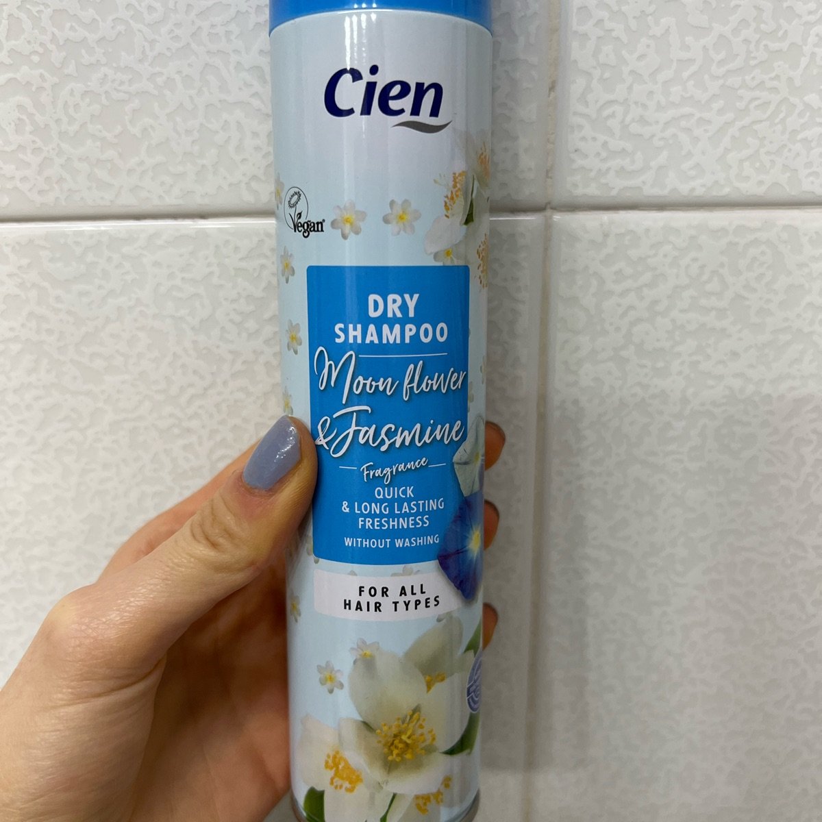 Shampoo secco moonflowe and jasmine from Cien - Vegan Product Reviews ...