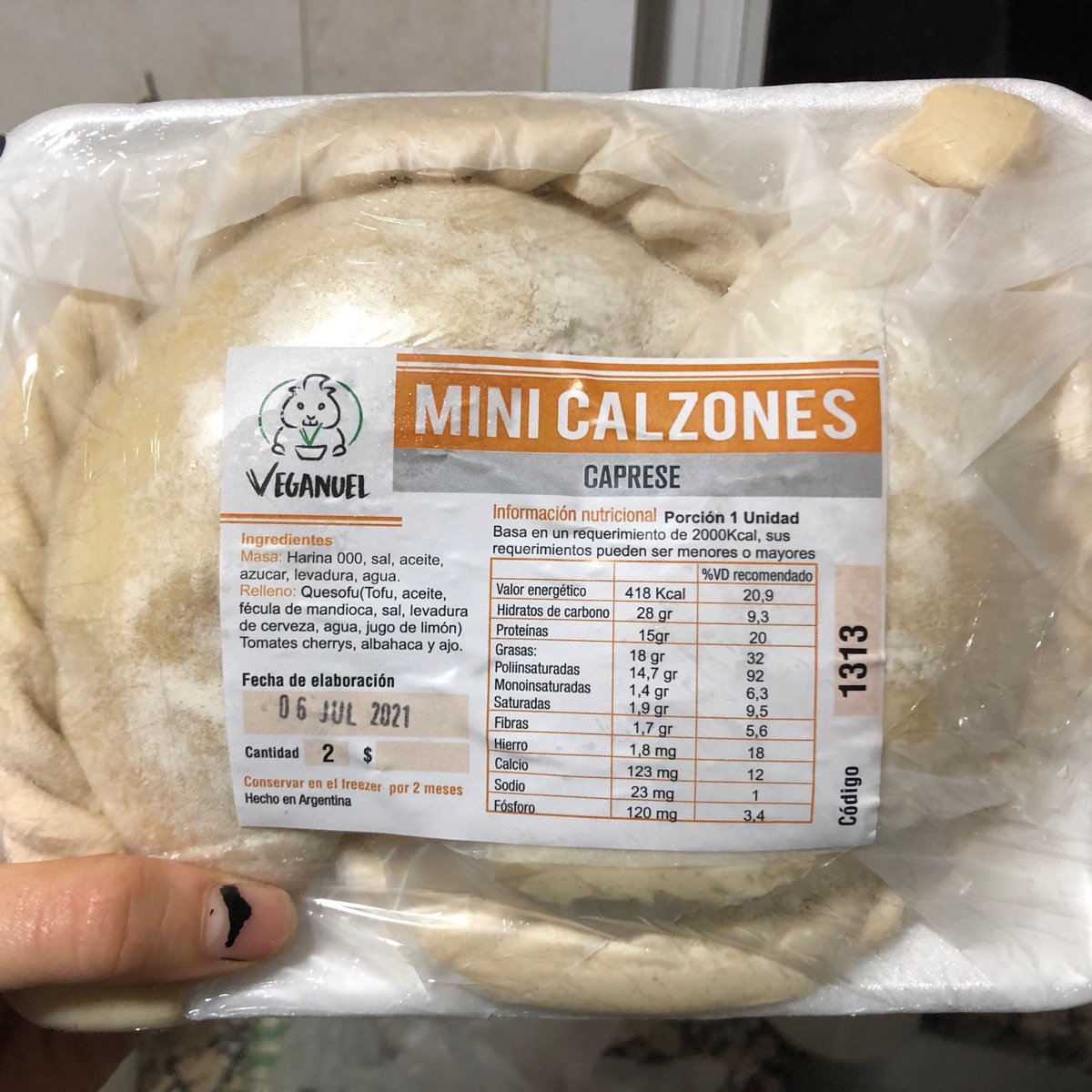 mini calzones de caprese from Veganuel - Vegan Product Reviews ...