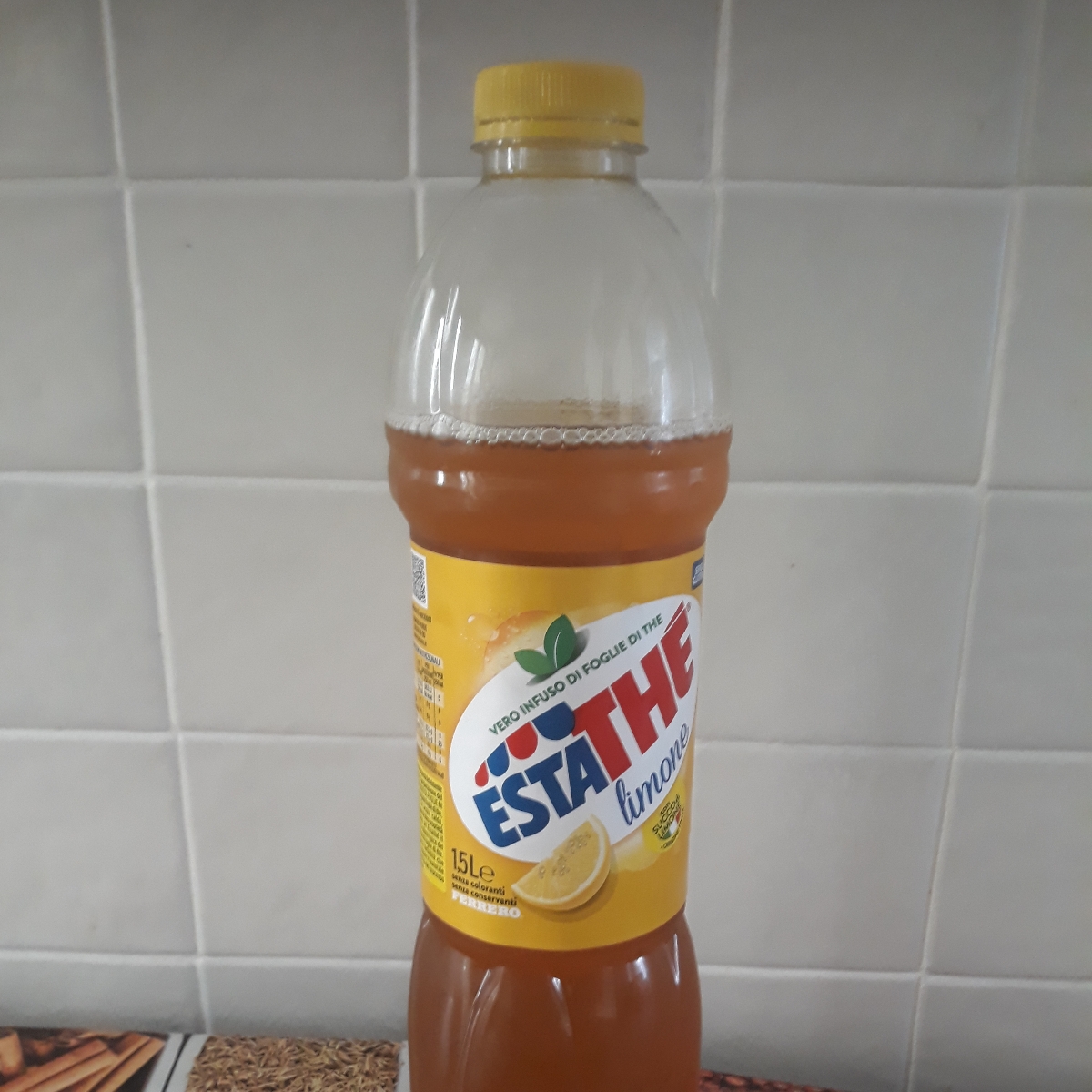 Estathe limone bottiglia grande from Ferrero Rocher - Vegan Product ...