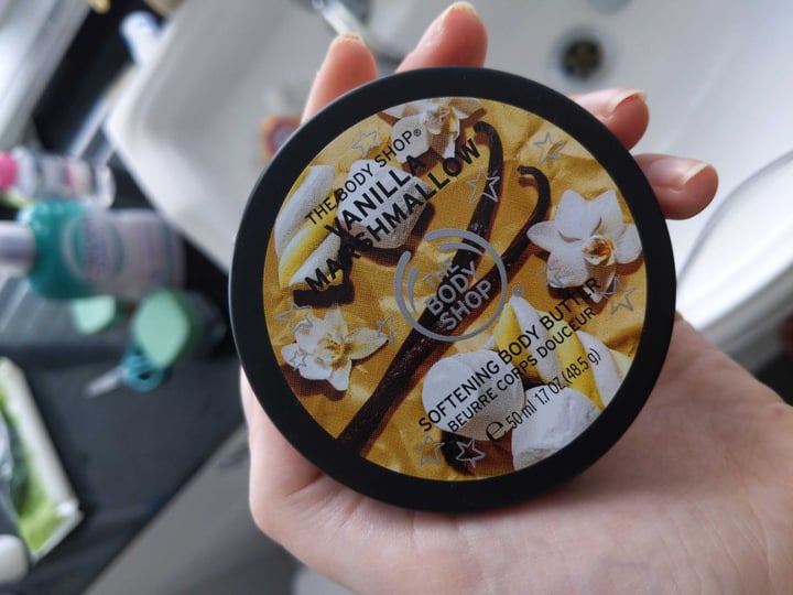The Body Shop Vanilla marshmallow body butter Review | abillion