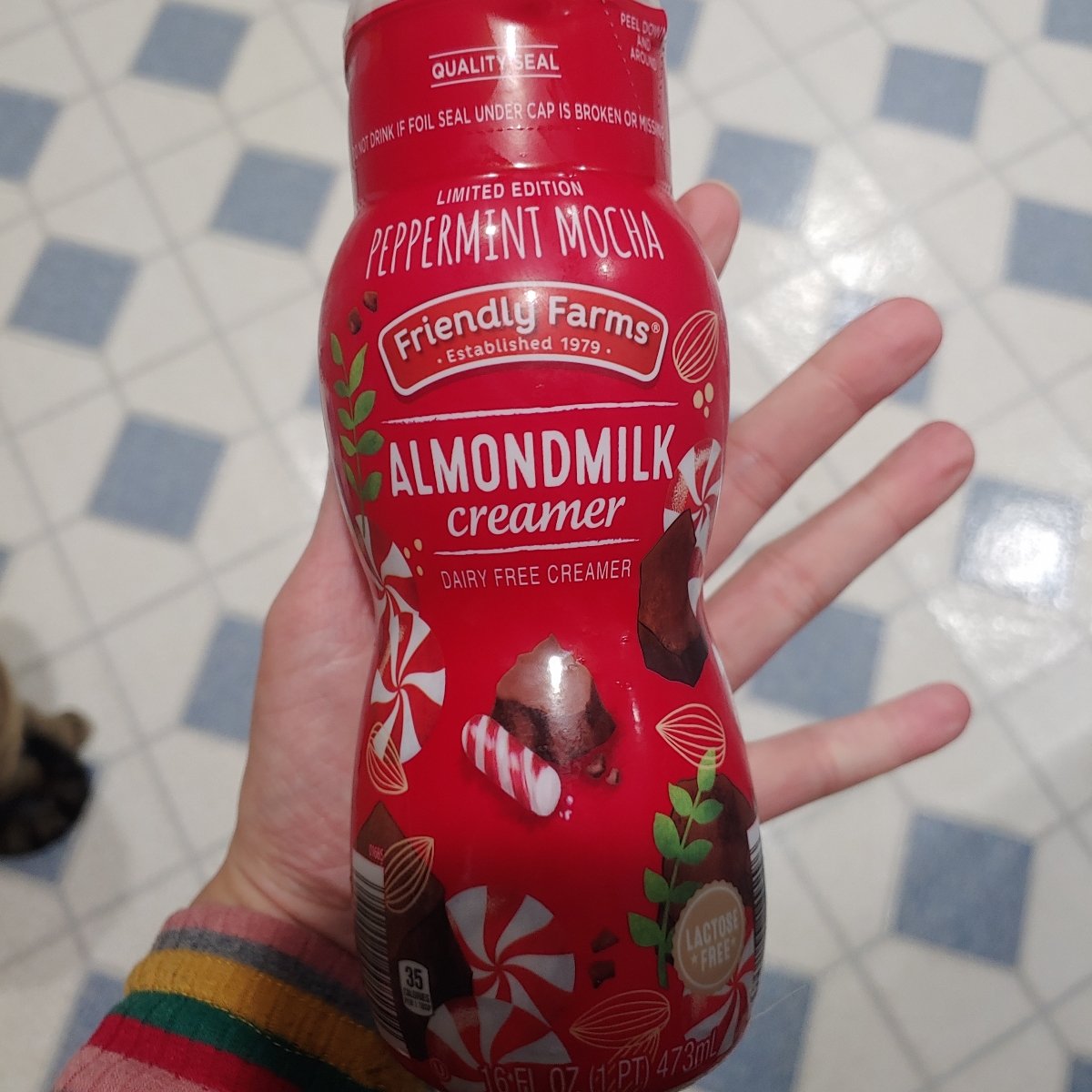 Peppermint Mocha Almond Milk Creamer from Friendly Farms - Vegan ...