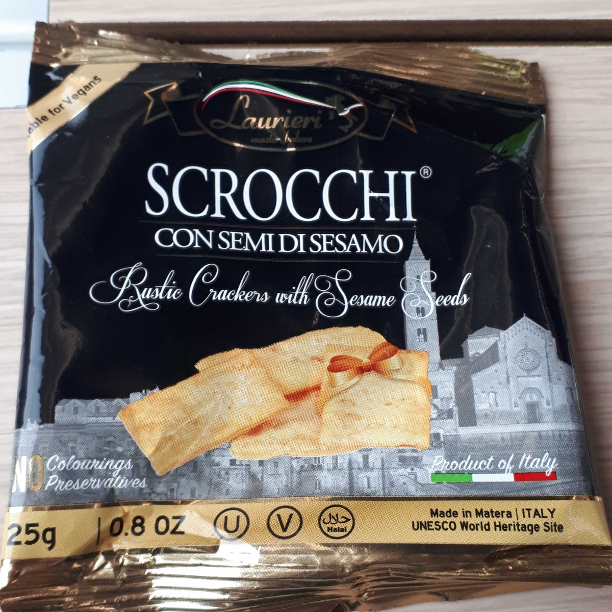Scrocchi con semi di sesamo from Laurieri - Vegan Product Reviews ...