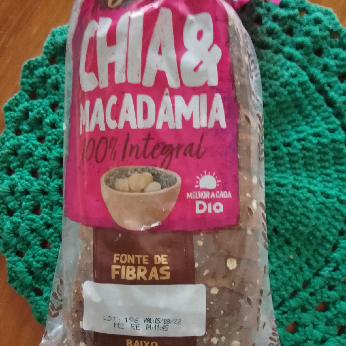 Pão Integral Chia&Macadâmia Entre Grãos Pào Integral Chia&Macadâmia ...