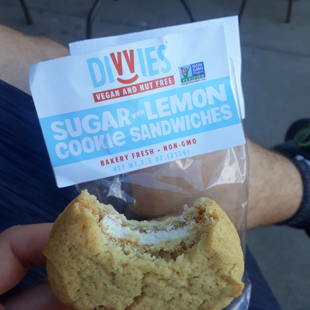 Divvies Sugar and lemon cookie sandwich Reviews | abillion