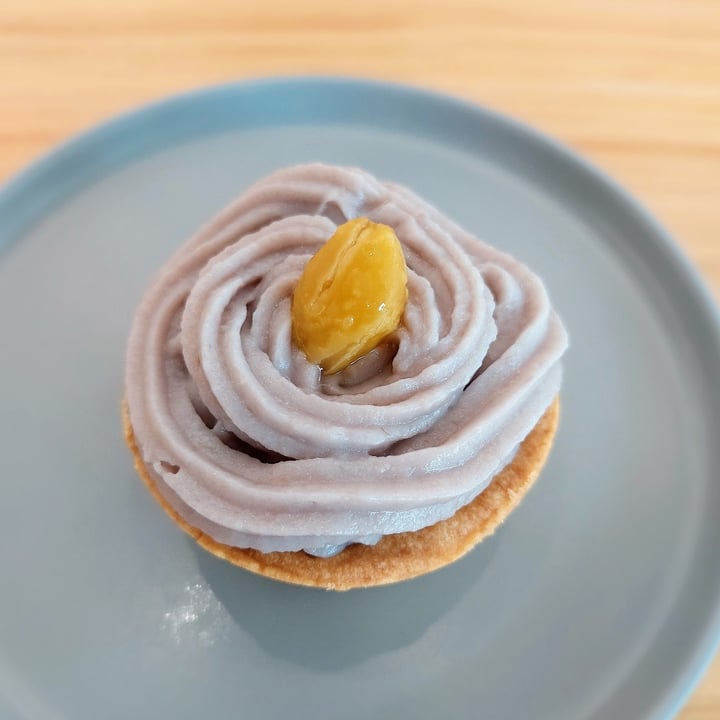 Lilac Oak Museum, Singapore Taro Tart Review | abillion