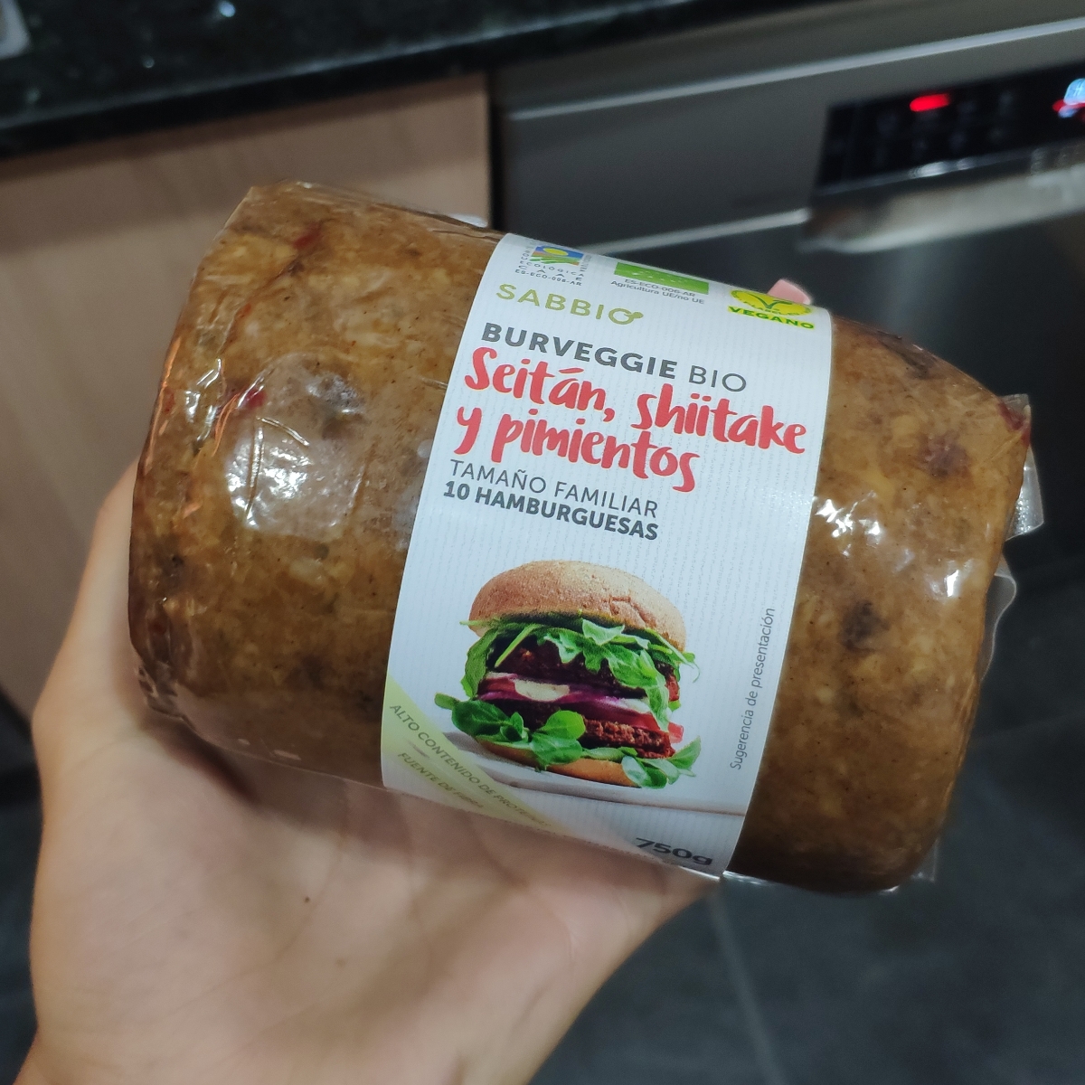 Seitán, shiitake y pimientos from Sabbio - Vegan Product Reviews ...