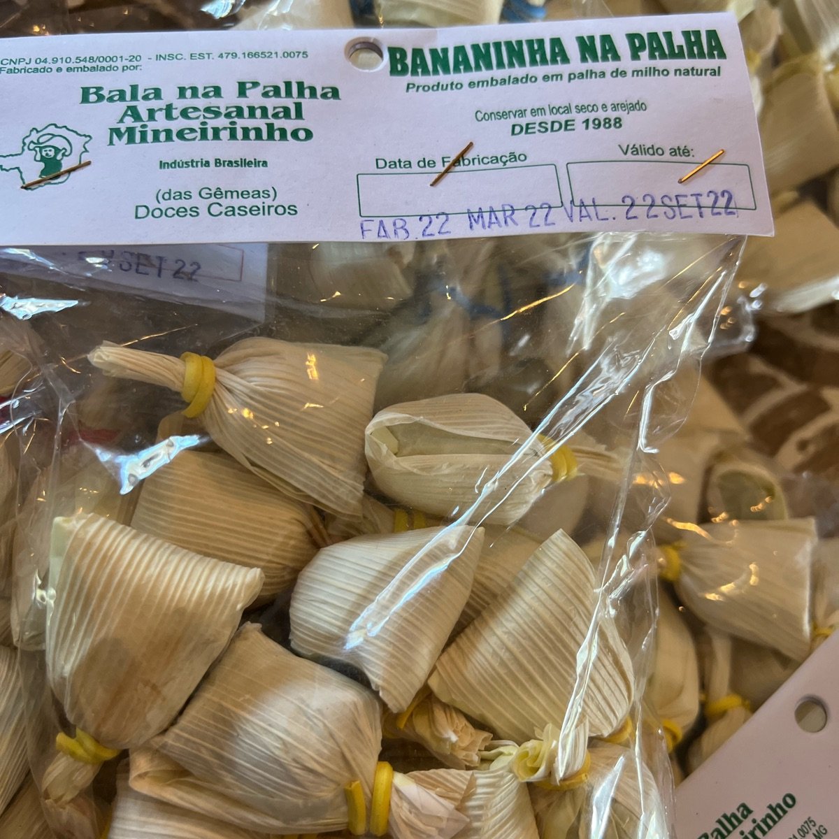 Bananinha na palha from Bala na palha artesanal - Vegan Product Reviews ...