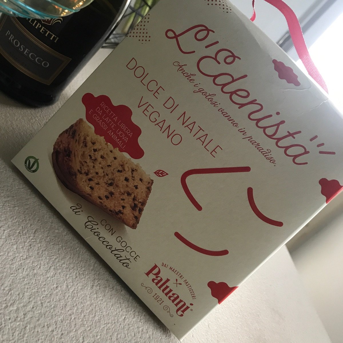 Paluani - Panettone with chocolate chips Review | abillion