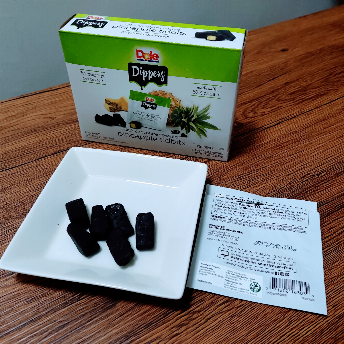 Dark Chocolate Covered Pineapple from Dole - Vegan Product Reviews ...