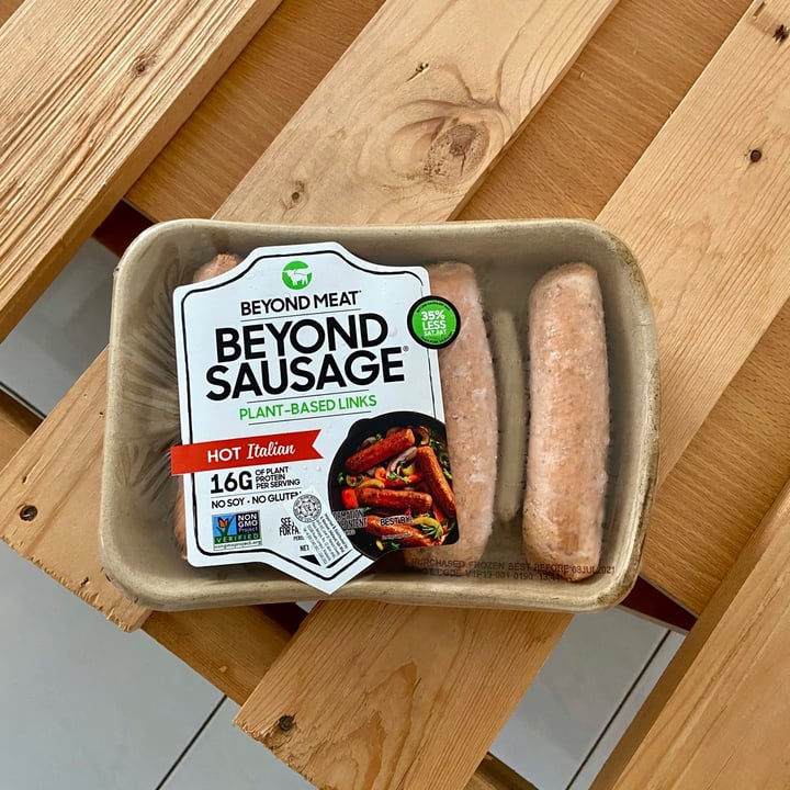 Beyond Meat Beyond Sausage Hot Italian Review | abillion