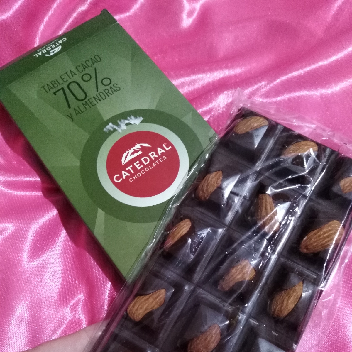 Tablets Cacao 70% y Almendras from Catedral chocolates - Vegan Product ...