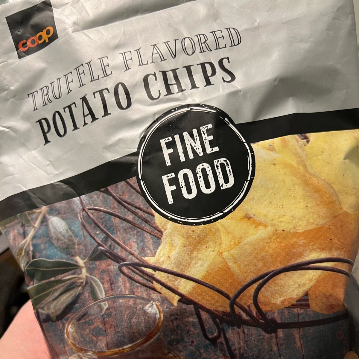 Truffle flavored potato chips from Coop - Vegan Product Reviews ...