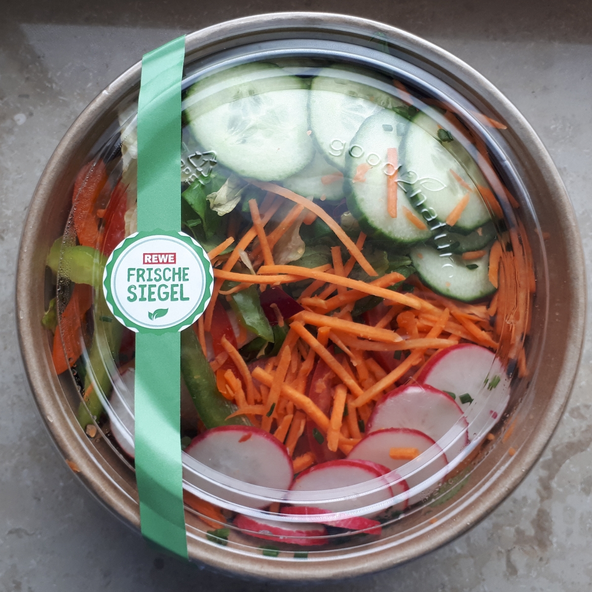 Salat Bunt from Rewe To Go - Vegan Product Reviews & Ratings | abillion