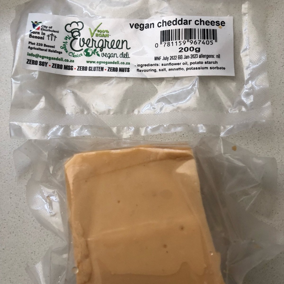Cheddar Cheese from Evergreen Vegan Deli - Vegan Product Reviews ...