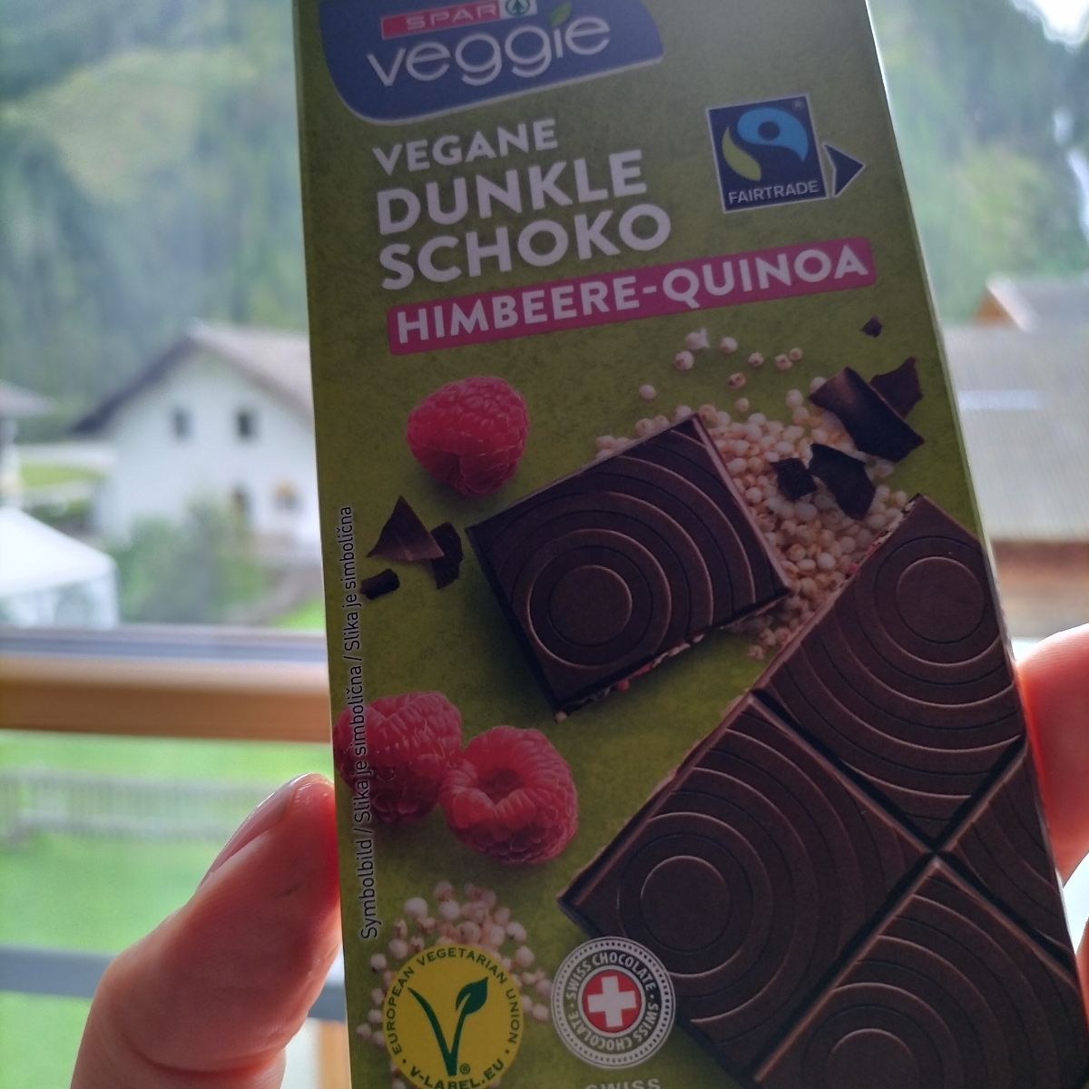Spar Veggie Vegane Dunkle Schoko Himbeere-Quinoa Reviews | abillion