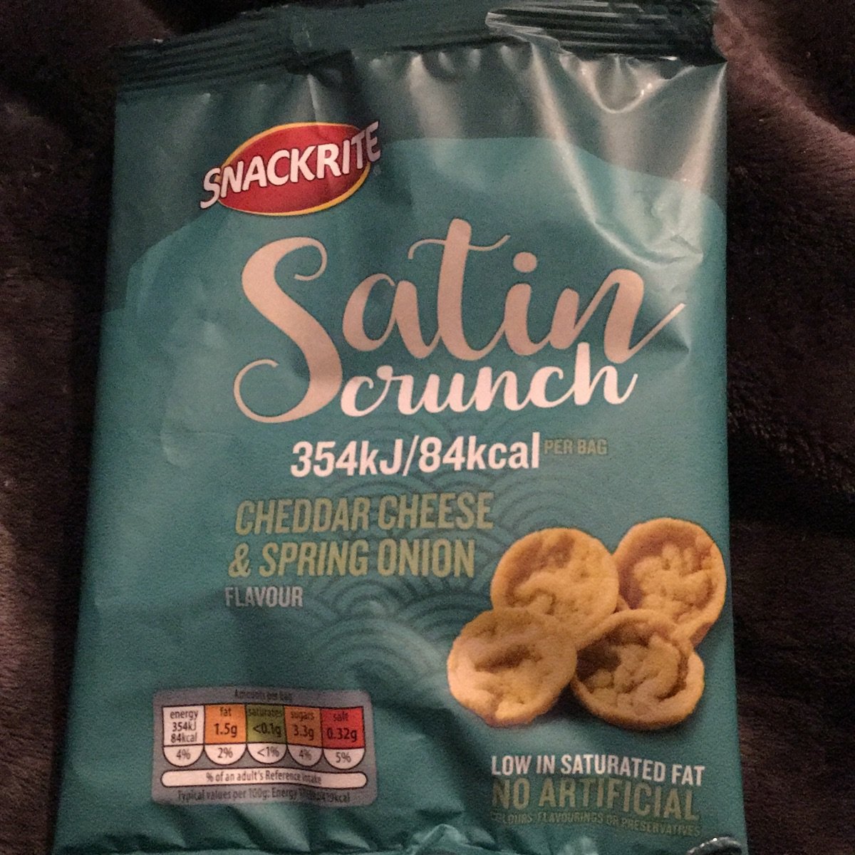 Satin crunch Cheddar Cheese & Spring Onion from SnackRite - Vegan ...