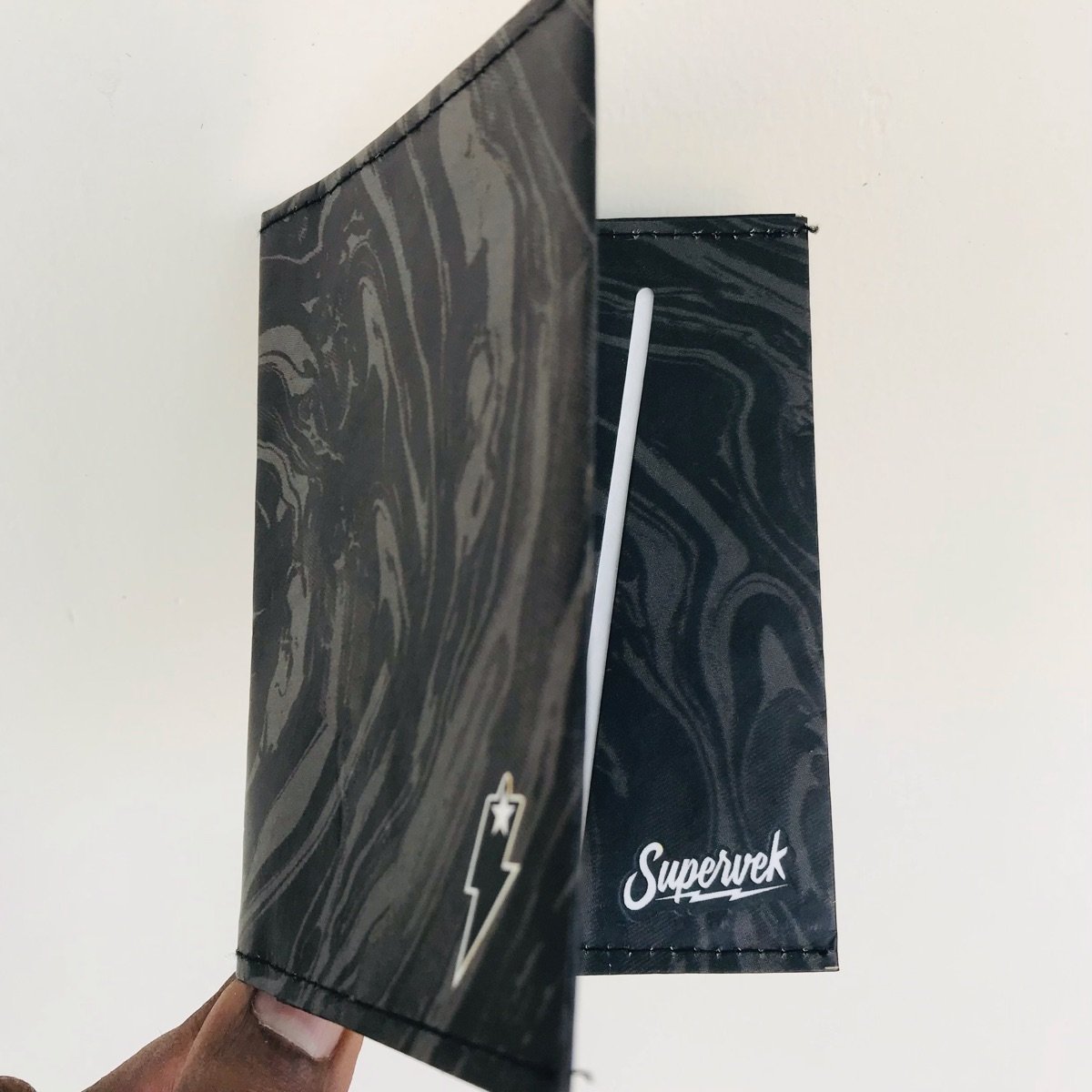 Superslim Wallet from Supervek - Vegan Product Reviews & Ratings | abillion