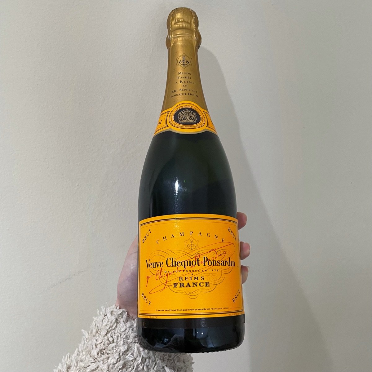 Brut champagne from Veuve Clicquot - Vegan Product Reviews & Ratings ...