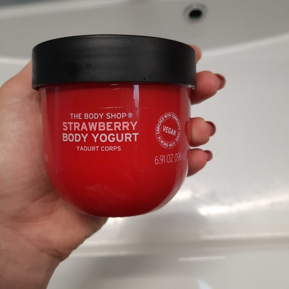 Strawberry body yoghurt from The Body Shop - Vegan Product Reviews ...