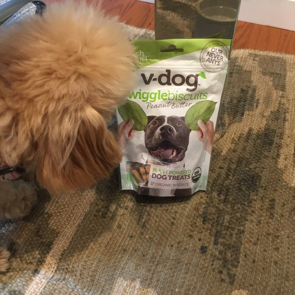 v-dog wiggle biscuits peanut butter from v-dog - Vegan Product Reviews ...