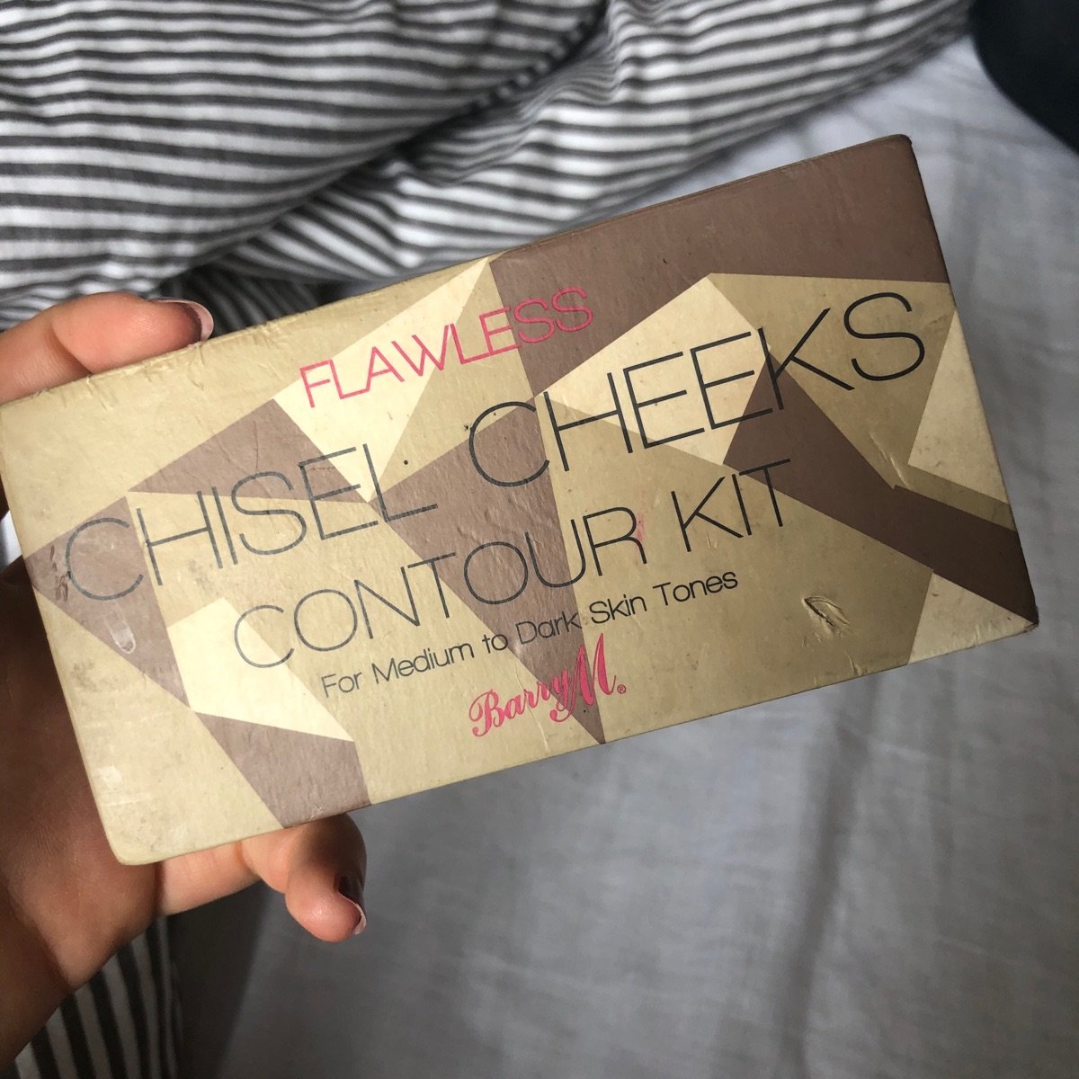 Chisel Cheeks Contour Kit from Barry M - Vegan Product Reviews ...