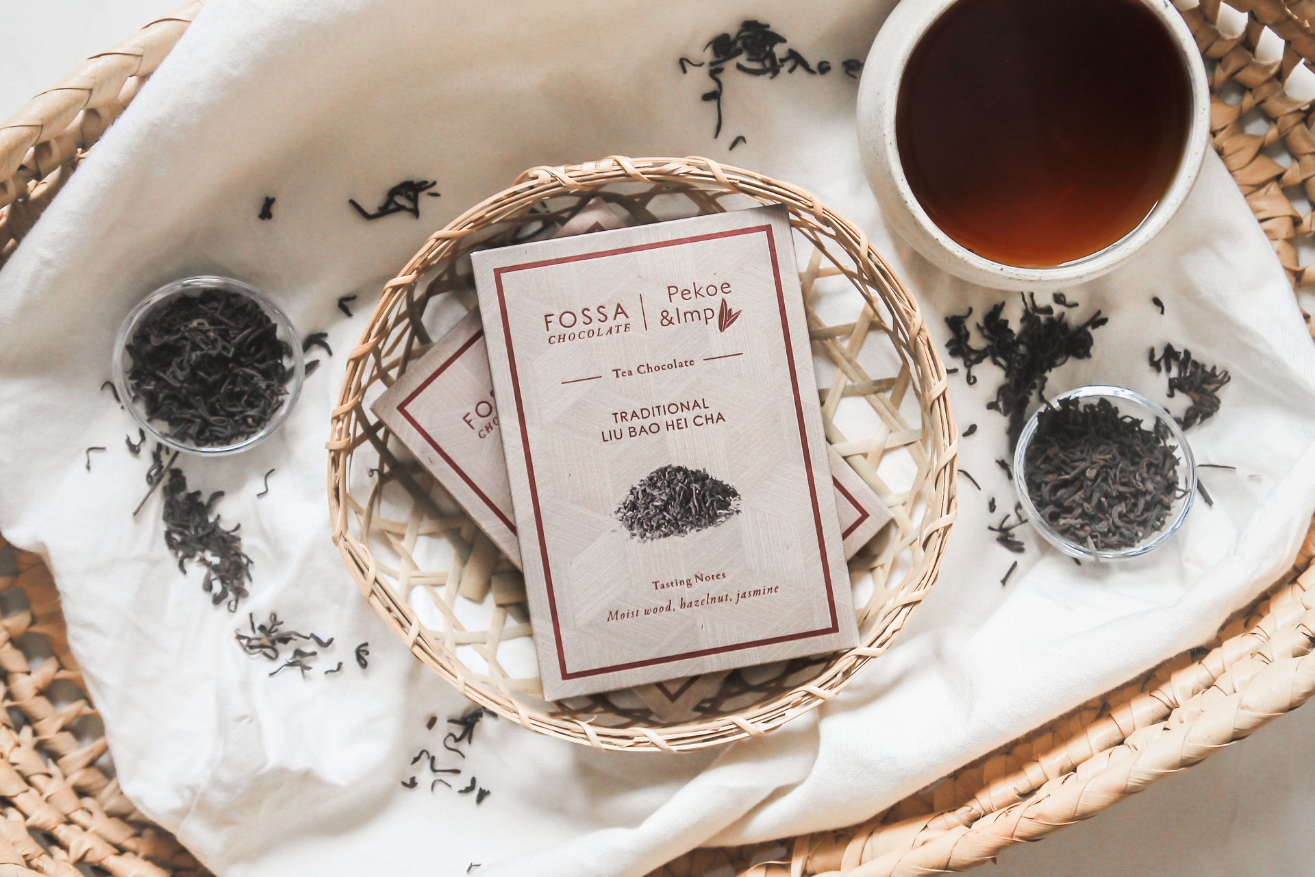 Traditional Liu Bao Hei Cha Tea Chocolate from Fossa Chocolate - Vegan ...