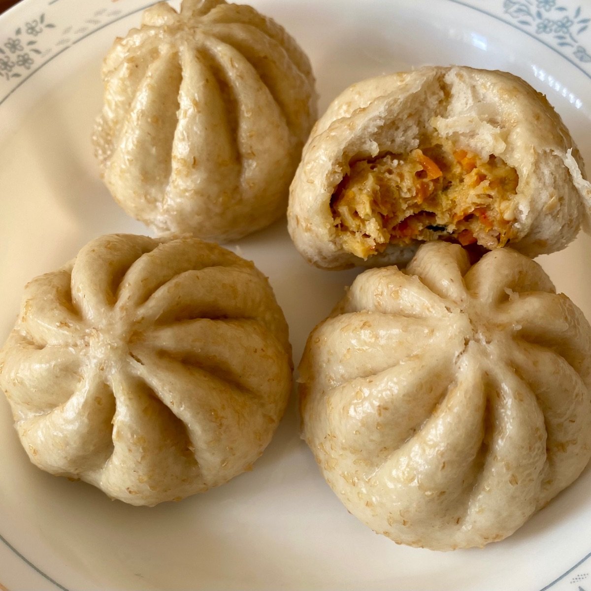 Plant-based Pork Basil Bun from Pam pam - Vegan Product Reviews ...