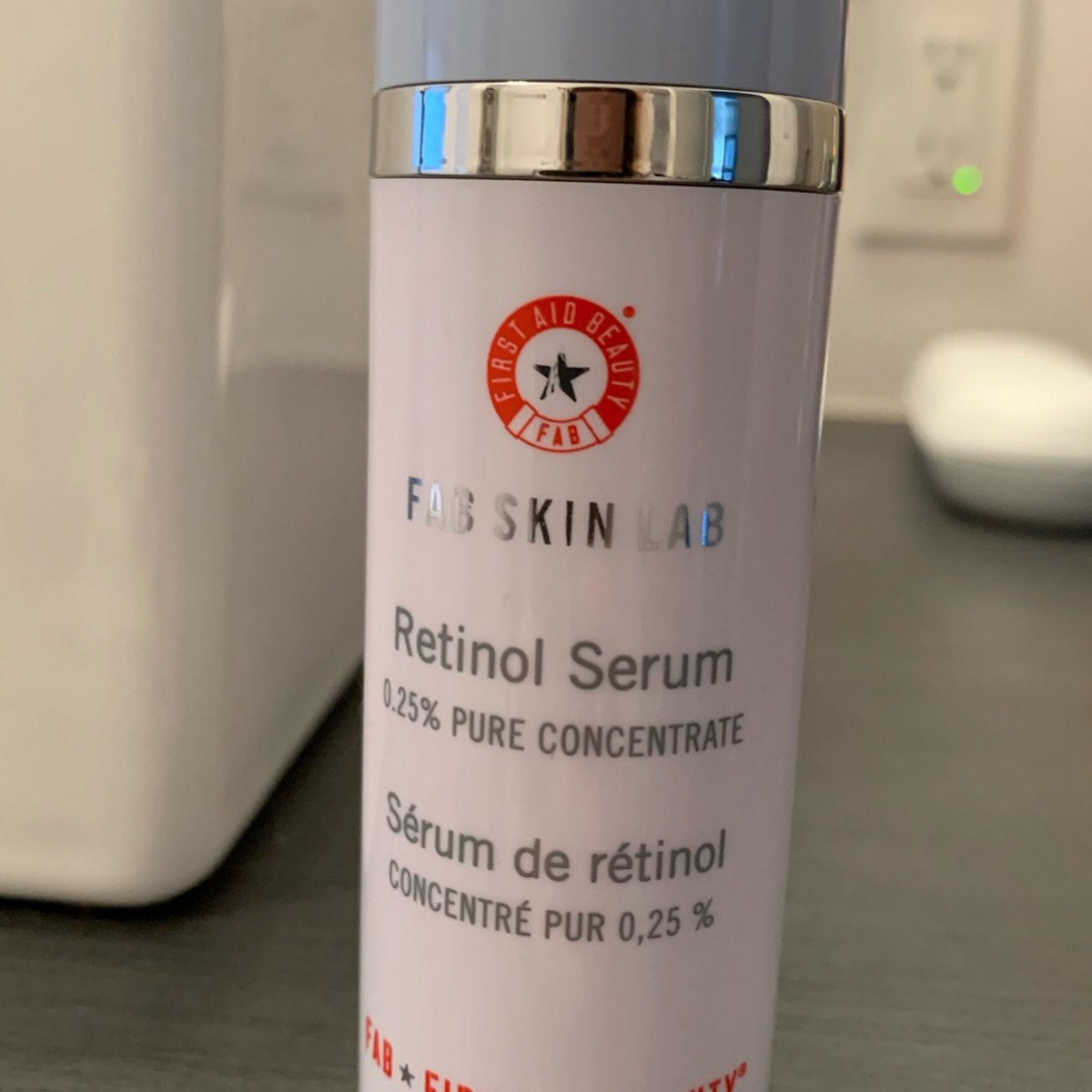 First Aid Beauty Skin Lab Retinol 0.25% Serum Reviews | abillion